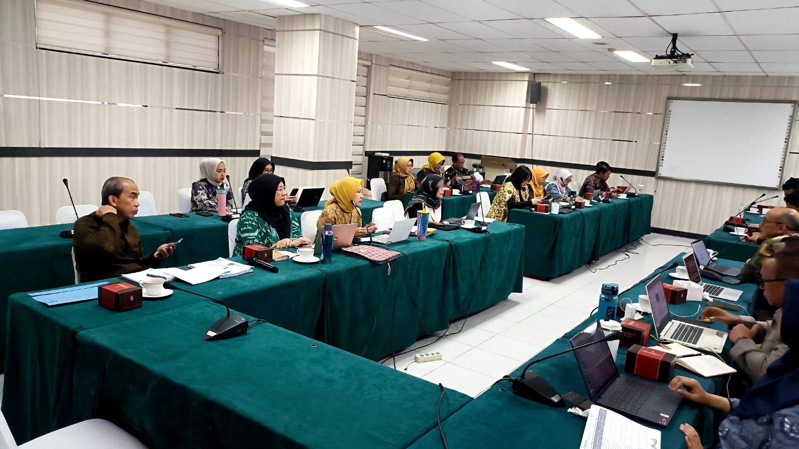 Sekolah Pascasarjana UPI Gelar Rapat Koordinasi untuk Penguatan Program ...